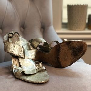 Givenchy | Shoes | Givenchy Gold Metallic Sandals Sz39 Retail 60 | Poshmark